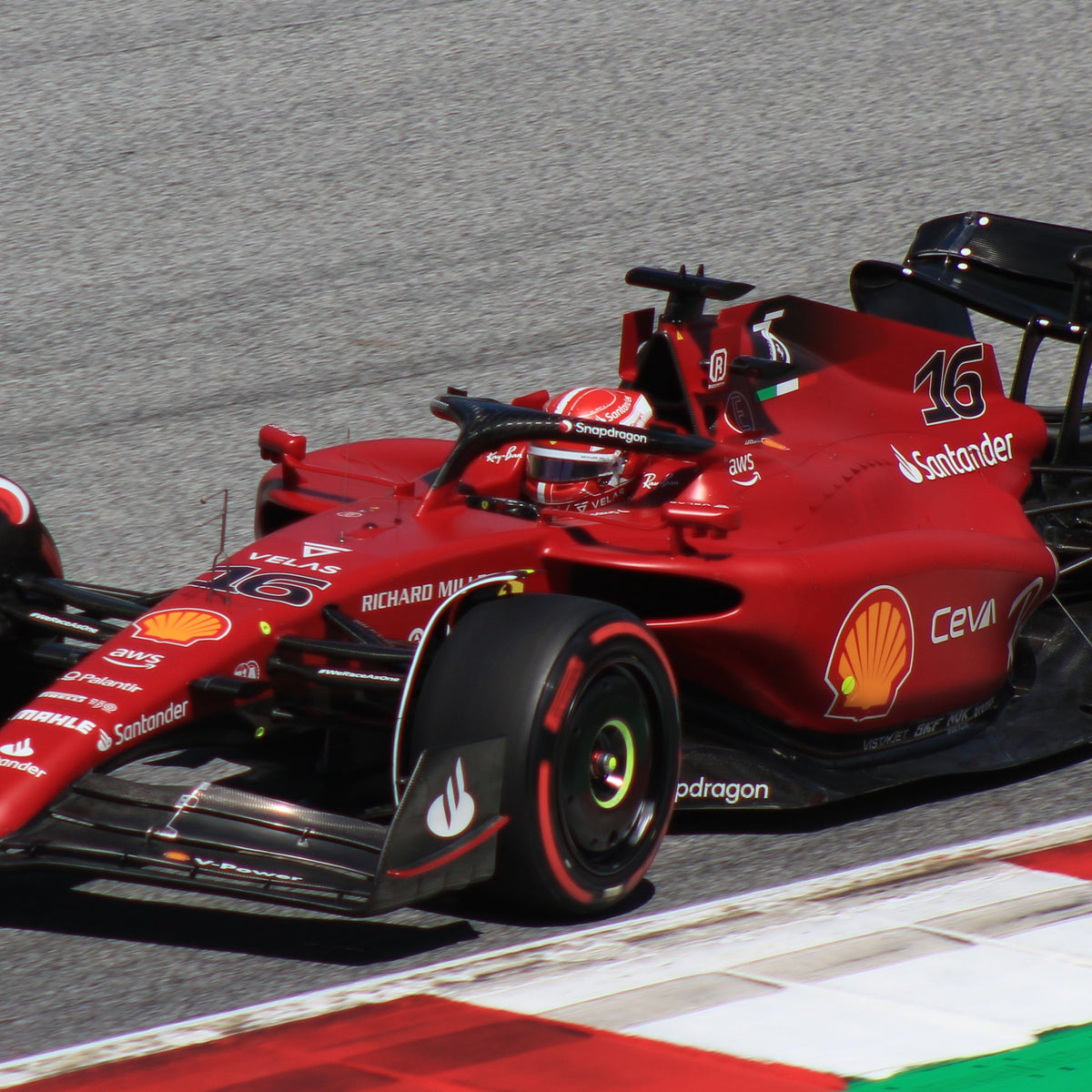 Scopri i momenti più esilaranti e pazzi della F1 2025! – FansBRANDS® - IT